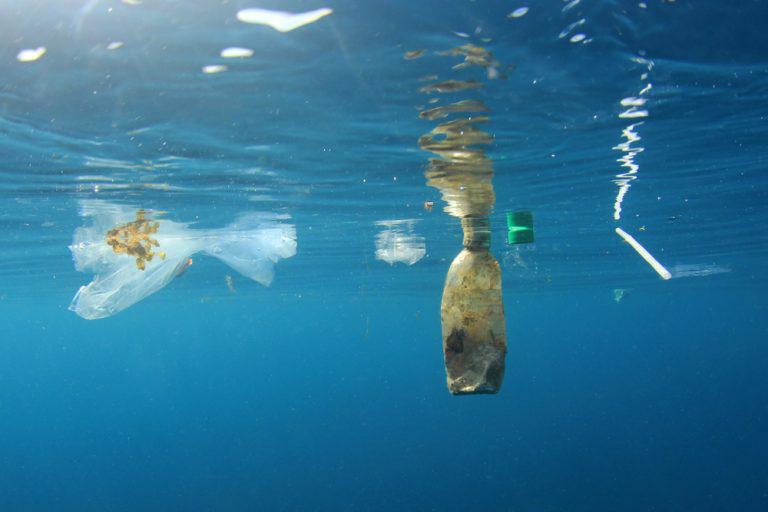 Ocean plastic pollution hotspots detected using satellites - Haultail ...